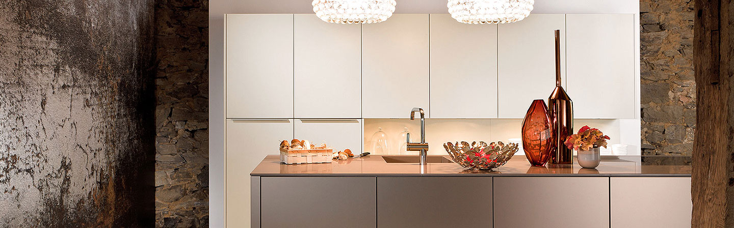 Designer Kitchen Bronze Cream
