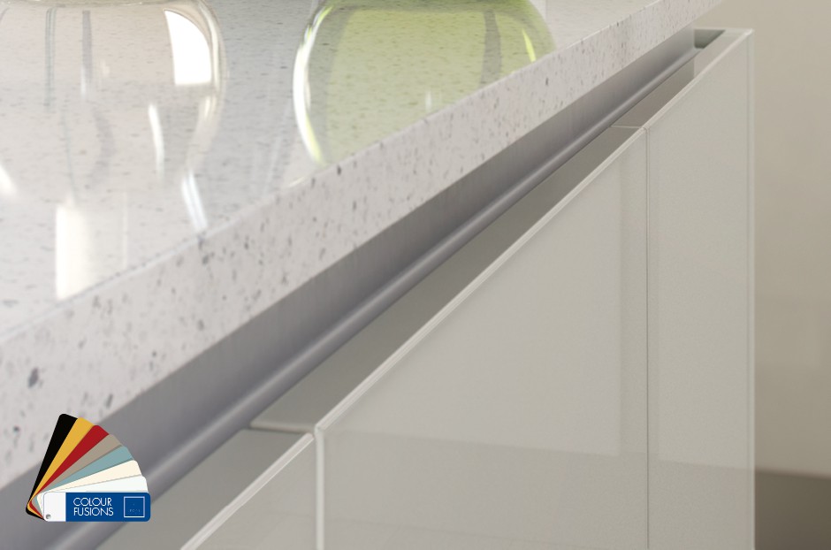 Should you buy a Handleless kitchen?